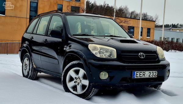 Toyota RAV4 2005 Viļņa, ar dzinēja tilpumu 2.00 L un nobraukumu 324 tūkst. km par 3750 €, foto 2 vietnē AUTOMOTO.COM.LV