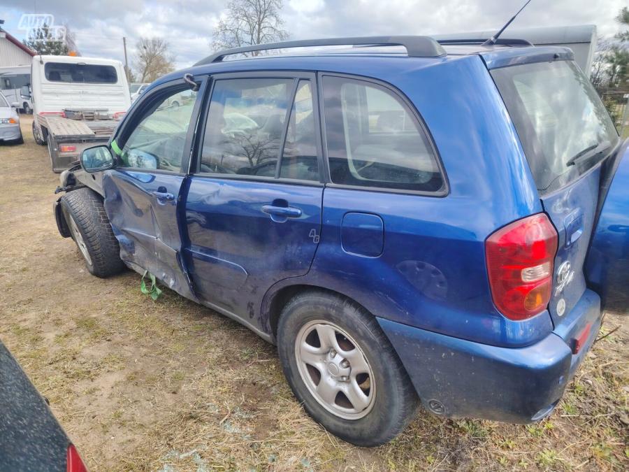 Toyota RAV4 2005 in Marijampole, with an engine capacity of 1.80 L and mileage of 250 thousand km for 750 €, photo 7 on AUTOMOTO.COM.LV