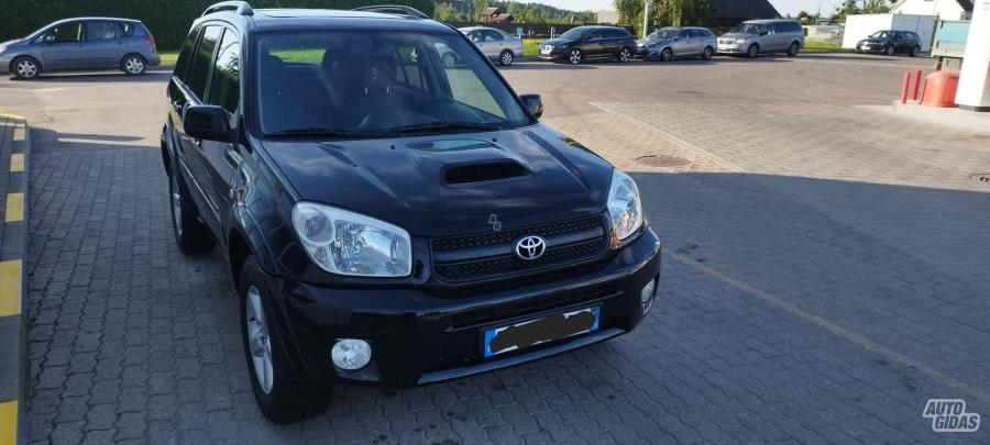 Toyota RAV4 2005 Tauragė, ar dzinēja tilpumu 2.00 L un nobraukumu 235 tūkst. km par 3600 €, foto 6 vietnē AUTOMOTO.COM.LV