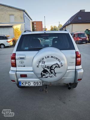 Toyota RAV4 2005 in Plunge, with an engine capacity of 2.00 L and mileage of 285 thousand km for 1050 €, photo 8 on AUTOMOTO.COM.LV