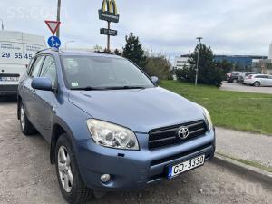 Toyota RAV4 2006 Rīga, ar dzinēja tilpumu 2.20 L un nobraukumu 240 tūkst. km par 28300 €, foto 1 vietnē AUTOMOTO.COM.LV