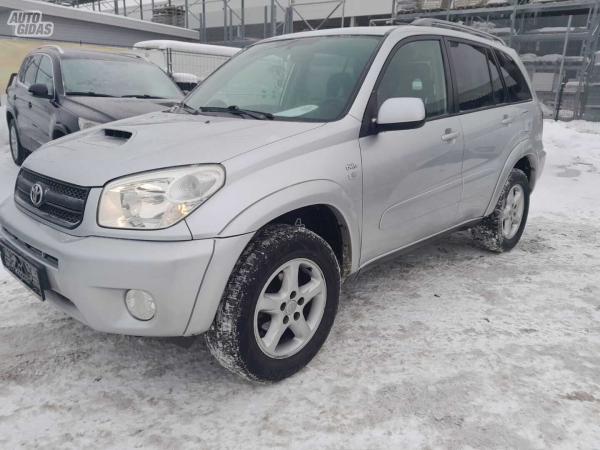 Toyota RAV4 2006 in Kaunas, with an engine capacity of 2.00 L and mileage of 181 thousand km for 4700 €, photo 3 on AUTOMOTO.COM.LV