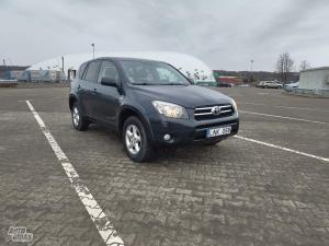 Toyota RAV4 2006 Kauņa, ar dzinēja tilpumu 2.20 L un nobraukumu 308 tūkst. km par 3200 €, foto 2 vietnē AUTOMOTO.COM.LV