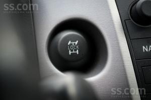Toyota RAV4 2006 in Riga, with an engine capacity of 2.20 L and mileage of 250 thousand km for 4390 €, photo 7 on AUTOMOTO.COM.LV