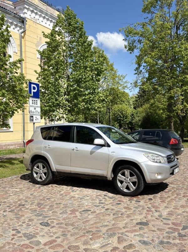 Toyota RAV4 2006 Kuldīga, ar dzinēja tilpumu 2.20 L un nobraukumu 0 tūkst. km par 4000 €, foto 6 vietnē AUTOMOTO.COM.LV