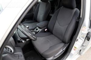 Toyota RAV4 2006 Tukums, ar dzinēja tilpumu 2.20 L un nobraukumu 283 tūkst. km par 3500 €, foto 7 vietnē AUTOMOTO.COM.LV