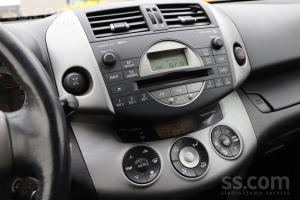 Toyota RAV4 2006 Tukums, ar dzinēja tilpumu 2.20 L un nobraukumu 283 tūkst. km par 3500 €, foto 8 vietnē AUTOMOTO.COM.LV