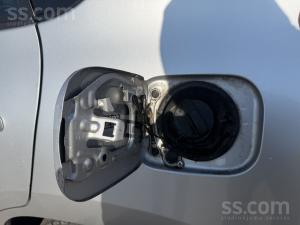 Toyota RAV4 2006 Liepāja, ar dzinēja tilpumu 2.00 L un nobraukumu 266 tūkst. km par 4350 €, foto 11 vietnē AUTOMOTO.COM.LV