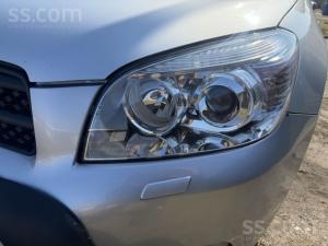 Toyota RAV4 2006 Liepāja, ar dzinēja tilpumu 2.00 L un nobraukumu 266 tūkst. km par 4350 €, foto 14 vietnē AUTOMOTO.COM.LV