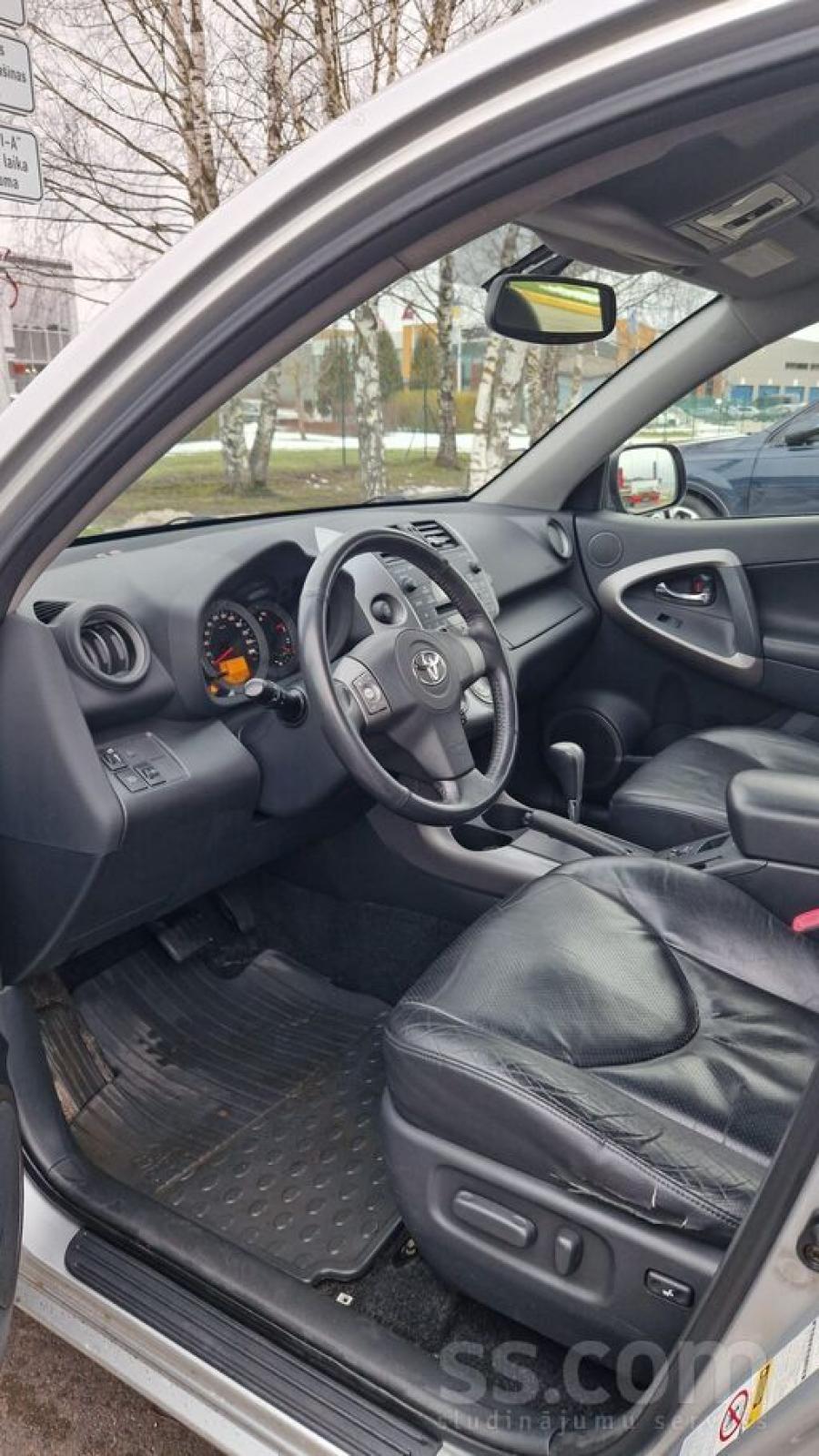 Тойота РАВ 4 2006 в Рига, объемом двигателя 2.00 л и пробегом 229 тыс. км за 6000 €, фото 1 на AUTOMOTO.COM.LV