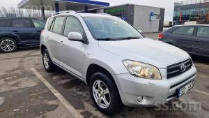 Тойота РАВ 4 2006 в Рига, объемом двигателя 2.00 л и пробегом 229 тыс. км за 6000 €, фото 6 на AUTOMOTO.COM.LV