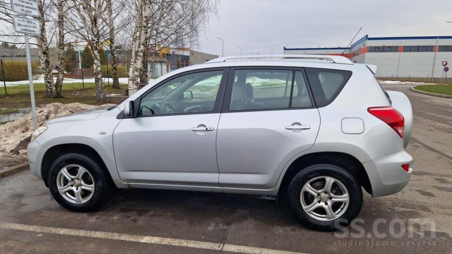 Тойота РАВ 4 2006 в Рига, объемом двигателя 2.00 л и пробегом 229 тыс. км за 6000 €, фото 9 на AUTOMOTO.COM.LV