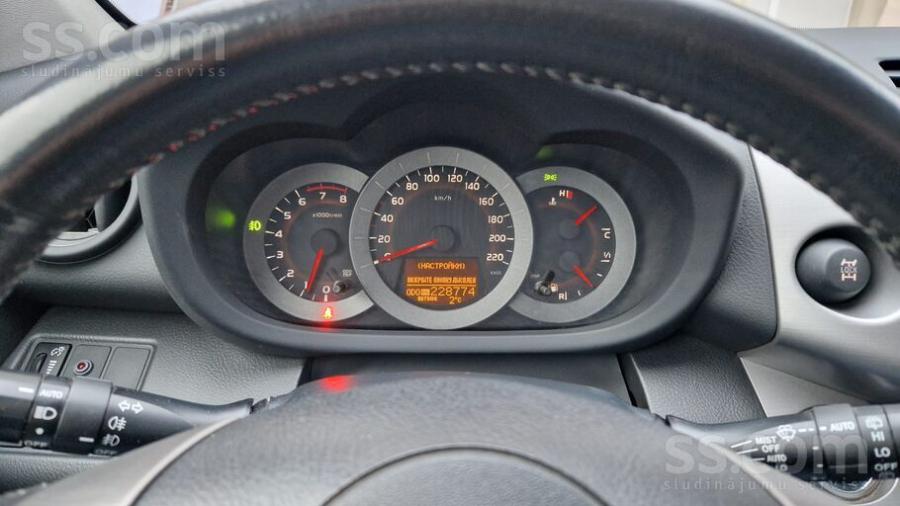 Тойота РАВ 4 2006 в Рига, объемом двигателя 2.00 л и пробегом 229 тыс. км за 6000 €, фото 10 на AUTOMOTO.COM.LV