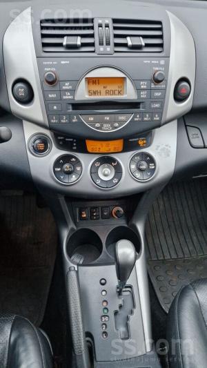 Тойота РАВ 4 2006 в Рига, объемом двигателя 2.00 л и пробегом 229 тыс. км за 6000 €, фото 11 на AUTOMOTO.COM.LV