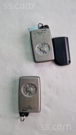 Тойота РАВ 4 2006 в Рига, объемом двигателя 2.00 л и пробегом 229 тыс. км за 6000 €, фото 14 на AUTOMOTO.COM.LV
