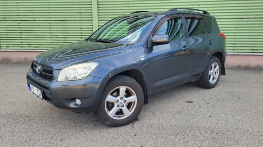 Тойота РАВ 4 2006 в Рига, объемом двигателя 2.20 л и пробегом 185 тыс. км за 3690 €, фото 9 на AUTOMOTO.COM.LV
