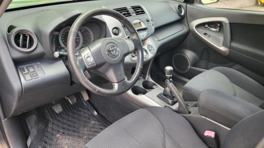 Тойота РАВ 4 2006 в Рига, объемом двигателя 2.20 л и пробегом 185 тыс. км за 3690 €, фото 12 на AUTOMOTO.COM.LV