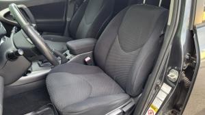 Тойота РАВ 4 2006 в Рига, объемом двигателя 2.20 л и пробегом 185 тыс. км за 3690 €, фото 13 на AUTOMOTO.COM.LV