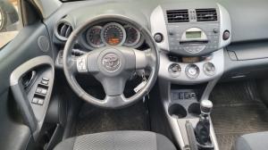 Тойота РАВ 4 2006 в Рига, объемом двигателя 2.20 л и пробегом 185 тыс. км за 3690 €, фото 17 на AUTOMOTO.COM.LV