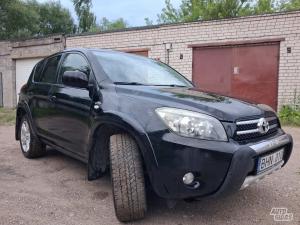 Тойота РАВ 4 2006 в Вильнюс, объемом двигателя 2.20 л и пробегом 278 тыс. км за 1950 €, фото 8 на AUTOMOTO.COM.LV