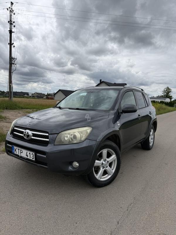 Toyota RAV4 2006 Marijampole, ar dzinēja tilpumu 2.20 L un nobraukumu 329 tūkst. km par 1700 €, foto 3 vietnē AUTOMOTO.COM.LV