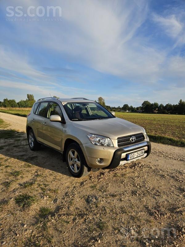 Toyota RAV4 2006 Jēkabpils, ar dzinēja tilpumu 2.00 L un nobraukumu 0 tūkst. km par 2750 €, foto 3 vietnē AUTOMOTO.COM.LV