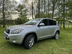 Toyota RAV4 2007 Rīga, ar dzinēja tilpumu 2.20 L un nobraukumu 240 tūkst. km par 1800 €, foto 1 vietnē AUTOMOTO.COM.LV