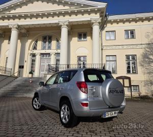Toyota RAV4 2007 in Tallinn, with an engine capacity of 2.20 L and mileage of 250 thousand km for 5880 €, photo 2 on AUTOMOTO.COM.LV