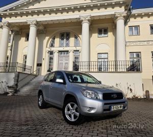Toyota RAV4 2007 in Tallinn, with an engine capacity of 2.20 L and mileage of 250 thousand km for 5880 €, photo 7 on AUTOMOTO.COM.LV