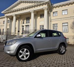 Toyota RAV4 2007 in Tallinn, with an engine capacity of 2.20 L and mileage of 250 thousand km for 5880 €, photo 9 on AUTOMOTO.COM.LV