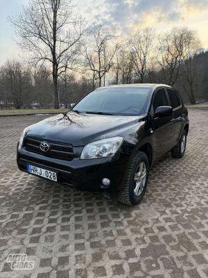 Toyota RAV4 2007 Viļņa, ar dzinēja tilpumu 2.20 L un nobraukumu 431 tūkst. km par 2550 €, foto 8 vietnē AUTOMOTO.COM.LV