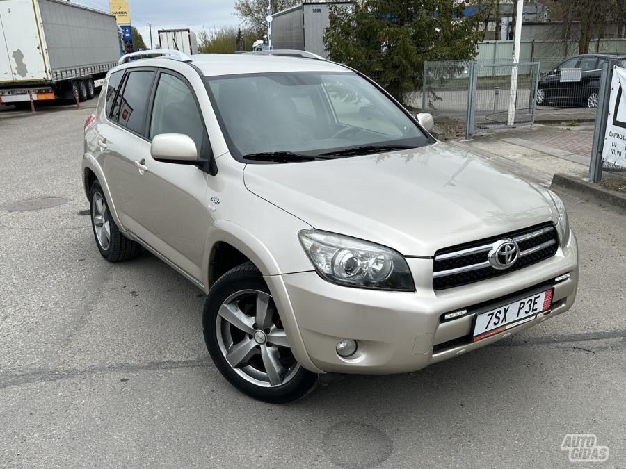 Toyota RAV4 2007 Marijampole, ar dzinēja tilpumu 2.20 L un nobraukumu 300 tūkst. km par 3299 €, foto 1 vietnē AUTOMOTO.COM.LV