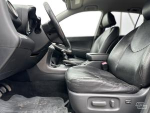 Toyota RAV4 2007 Marijampole, ar dzinēja tilpumu 2.20 L un nobraukumu 300 tūkst. km par 3299 €, foto 11 vietnē AUTOMOTO.COM.LV