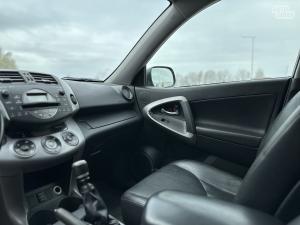 Toyota RAV4 2007 Marijampole, ar dzinēja tilpumu 2.20 L un nobraukumu 300 tūkst. km par 3299 €, foto 13 vietnē AUTOMOTO.COM.LV