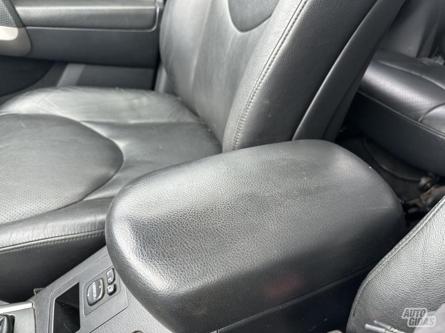 Toyota RAV4 2007 Marijampole, ar dzinēja tilpumu 2.20 L un nobraukumu 300 tūkst. km par 3299 €, foto 22 vietnē AUTOMOTO.COM.LV