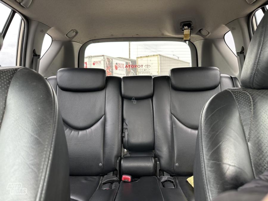 Toyota RAV4 2007 Marijampole, ar dzinēja tilpumu 2.20 L un nobraukumu 300 tūkst. km par 3299 €, foto 23 vietnē AUTOMOTO.COM.LV