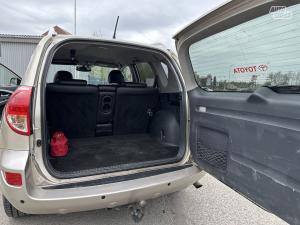 Toyota RAV4 2007 Marijampole, ar dzinēja tilpumu 2.20 L un nobraukumu 300 tūkst. km par 3299 €, foto 29 vietnē AUTOMOTO.COM.LV