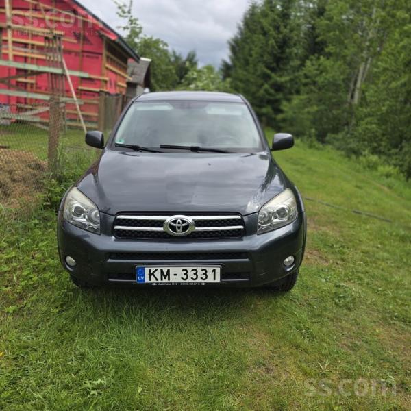 Тойота РАВ 4 2007 в Рига, объемом двигателя 2.20 л и пробегом 332 тыс. км за 2000 €, фото 1 на AUTOMOTO.COM.LV