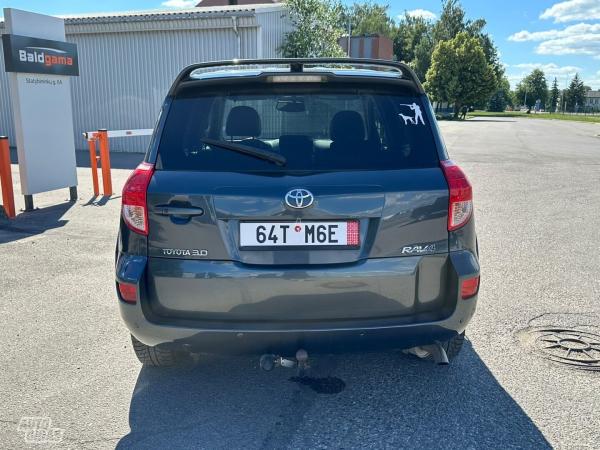 Toyota RAV4 2007 in Marijampole, with an engine capacity of 2.20 L and mileage of 176 thousand km for 3699 €, photo 5 on AUTOMOTO.COM.LV