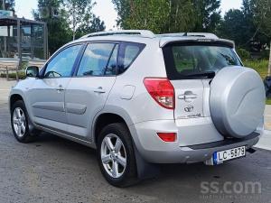 Тойота РАВ 4 2007 в Рига, объемом двигателя 2.00 л и пробегом 162 тыс. км за 5200 €, фото 4 на AUTOMOTO.COM.LV