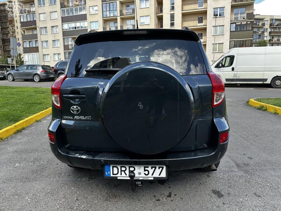 Тойота РАВ 4 2007 в Вильнюс, объемом двигателя 2.20 л и пробегом 240 тыс. км за 2650 €, фото 7 на AUTOMOTO.COM.LV