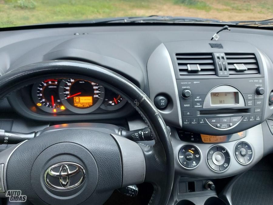 Toyota RAV4 2007 Jonava, ar dzinēja tilpumu 2.20 L un nobraukumu 345 tūkst. km par 2345 €, foto 5 vietnē AUTOMOTO.COM.LV