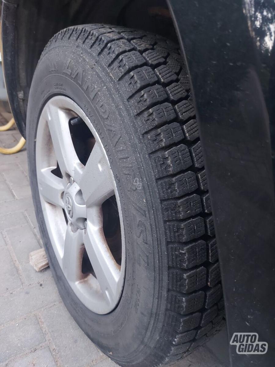 Toyota RAV4 2007 Jonava, ar dzinēja tilpumu 2.20 L un nobraukumu 345 tūkst. km par 2345 €, foto 11 vietnē AUTOMOTO.COM.LV