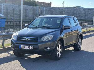 Toyota RAV4 2007 in Klaipeda, with an engine capacity of 2.23 L and mileage of 274 thousand km for 3200 €, photo  on AUTOMOTO.COM.LV