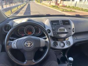 Toyota RAV4 2007 in Klaipeda, with an engine capacity of 2.23 L and mileage of 274 thousand km for 3200 €, photo 8 on AUTOMOTO.COM.LV