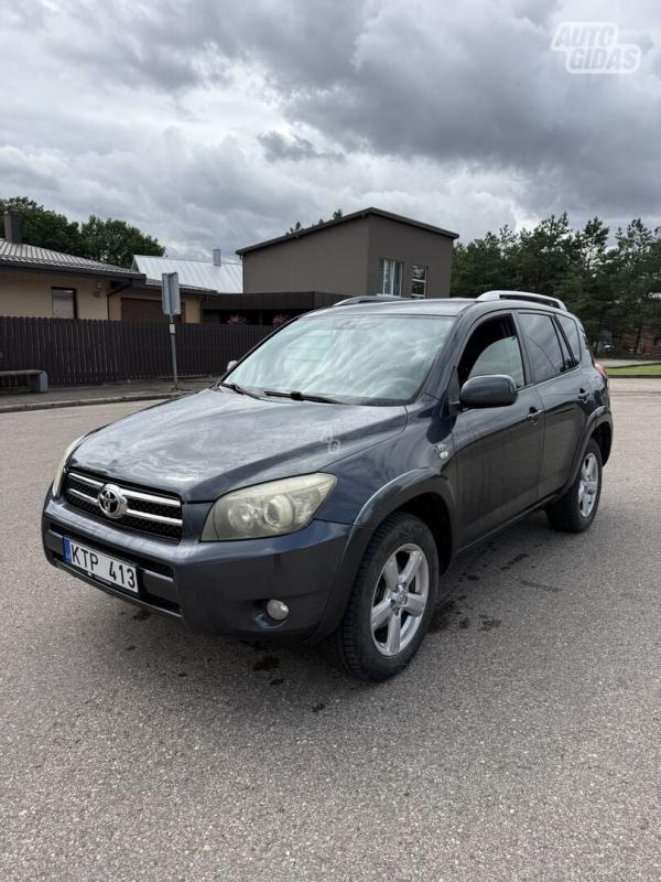 Toyota RAV4 2007 Marijampole, ar dzinēja tilpumu 2.20 L un nobraukumu 350 tūkst. km par 1500 €, foto 2 vietnē AUTOMOTO.COM.LV