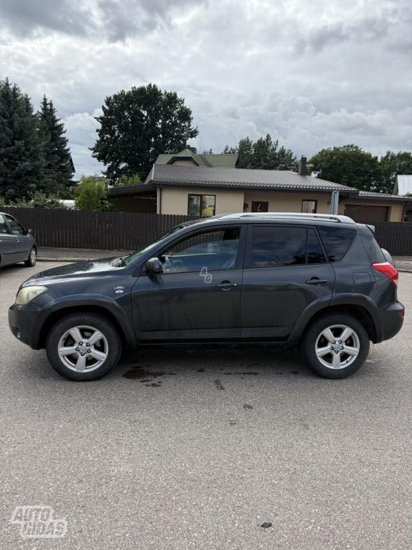 Toyota RAV4 2007 Marijampole, ar dzinēja tilpumu 2.20 L un nobraukumu 350 tūkst. km par 1500 €, foto 3 vietnē AUTOMOTO.COM.LV