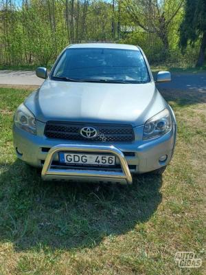 Toyota RAV4 2007 in Vilnius, with an engine capacity of 2.20 L and mileage of 285 thousand km for 3450 €, photo  on AUTOMOTO.COM.LV