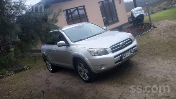 Toyota RAV4 2008 in Jelgava, with an engine capacity of 2.20 L and mileage of 243 thousand km for 4000 €, photo 1 on AUTOMOTO.COM.LV