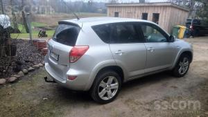 Toyota RAV4 2008 Jelgava, ar dzinēja tilpumu 2.20 L un nobraukumu 243 tūkst. km par 4000 €, foto 5 vietnē AUTOMOTO.COM.LV
